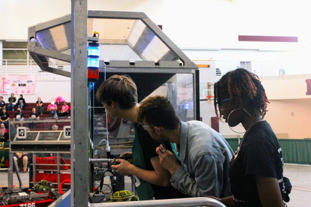 Detroit City Championship FRC Event – The Michigan Engineering Zone